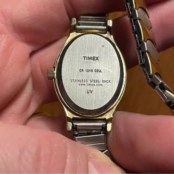 Timex | Accessories | Vintage Ladies Timex Stretch Watch | Poshmark